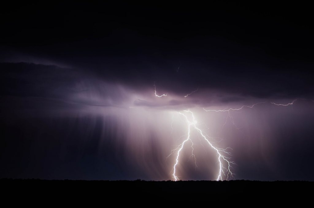 What is Lightning? - Met Éireann - The Irish Meteorological Service